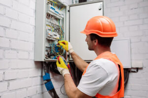 Licensed Electrician Los Angeles, Residential and Commercial Electrician Services Los Angeles