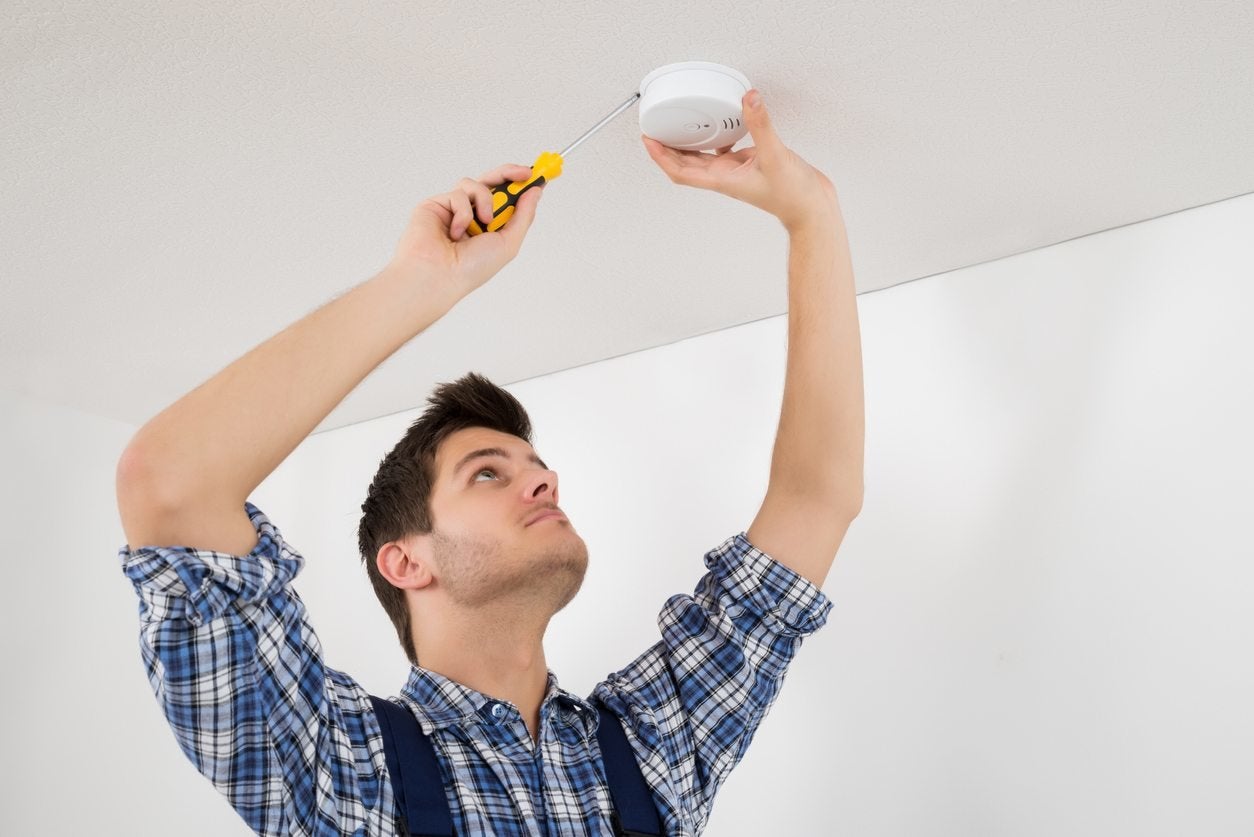 Smoke Detectors Installation and Repair